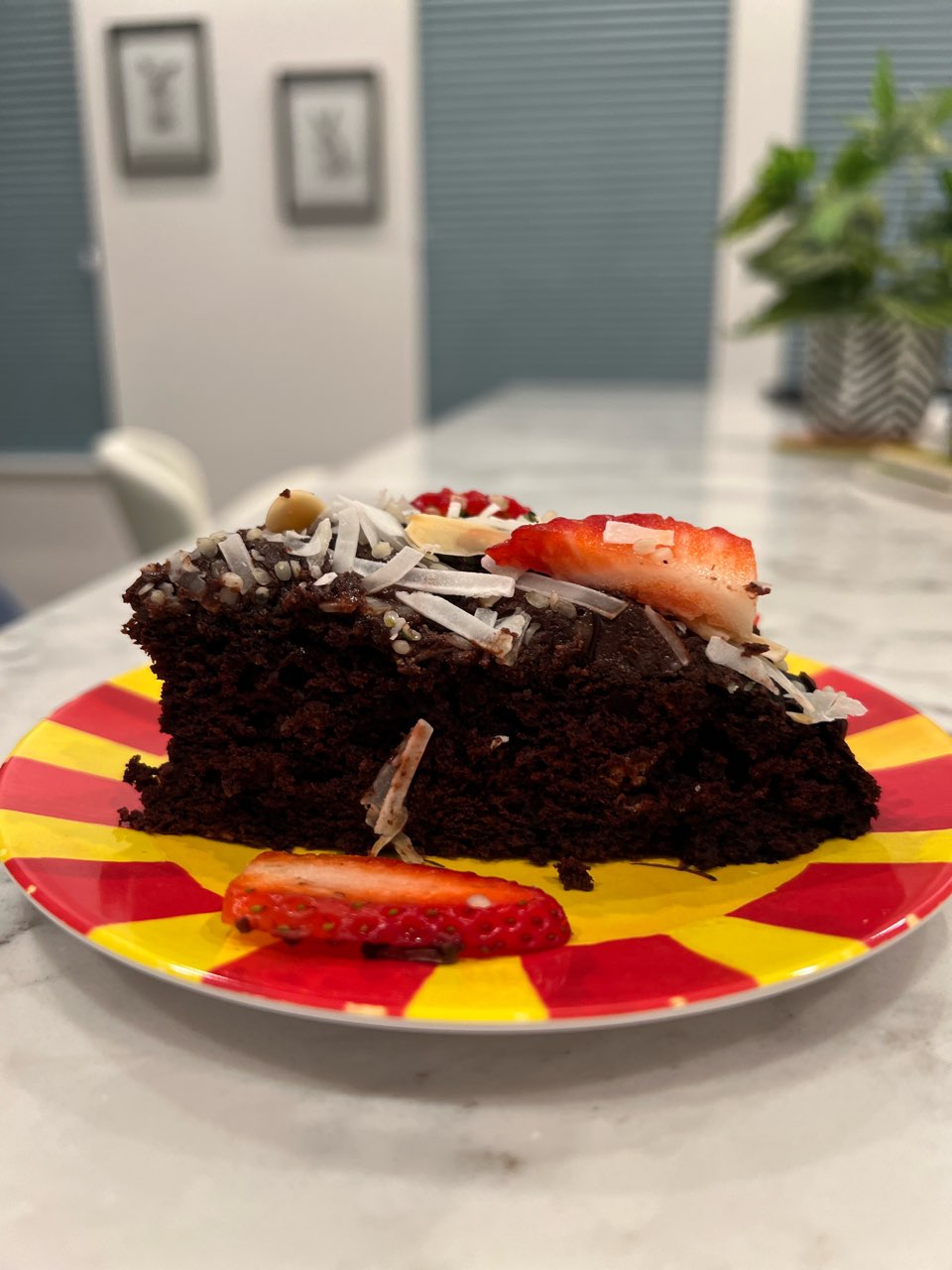 Wacky Cake: Directions, calories, nutrition & more | Fooducate