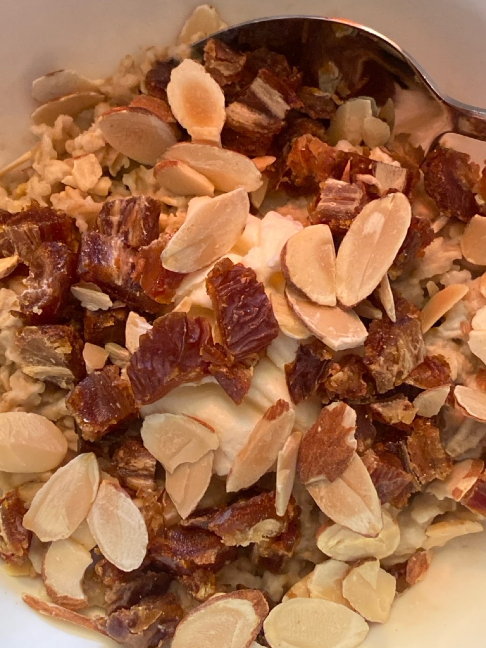 Date and Ricotta Overnight Oats: Directions, calories, nutrition & more ...