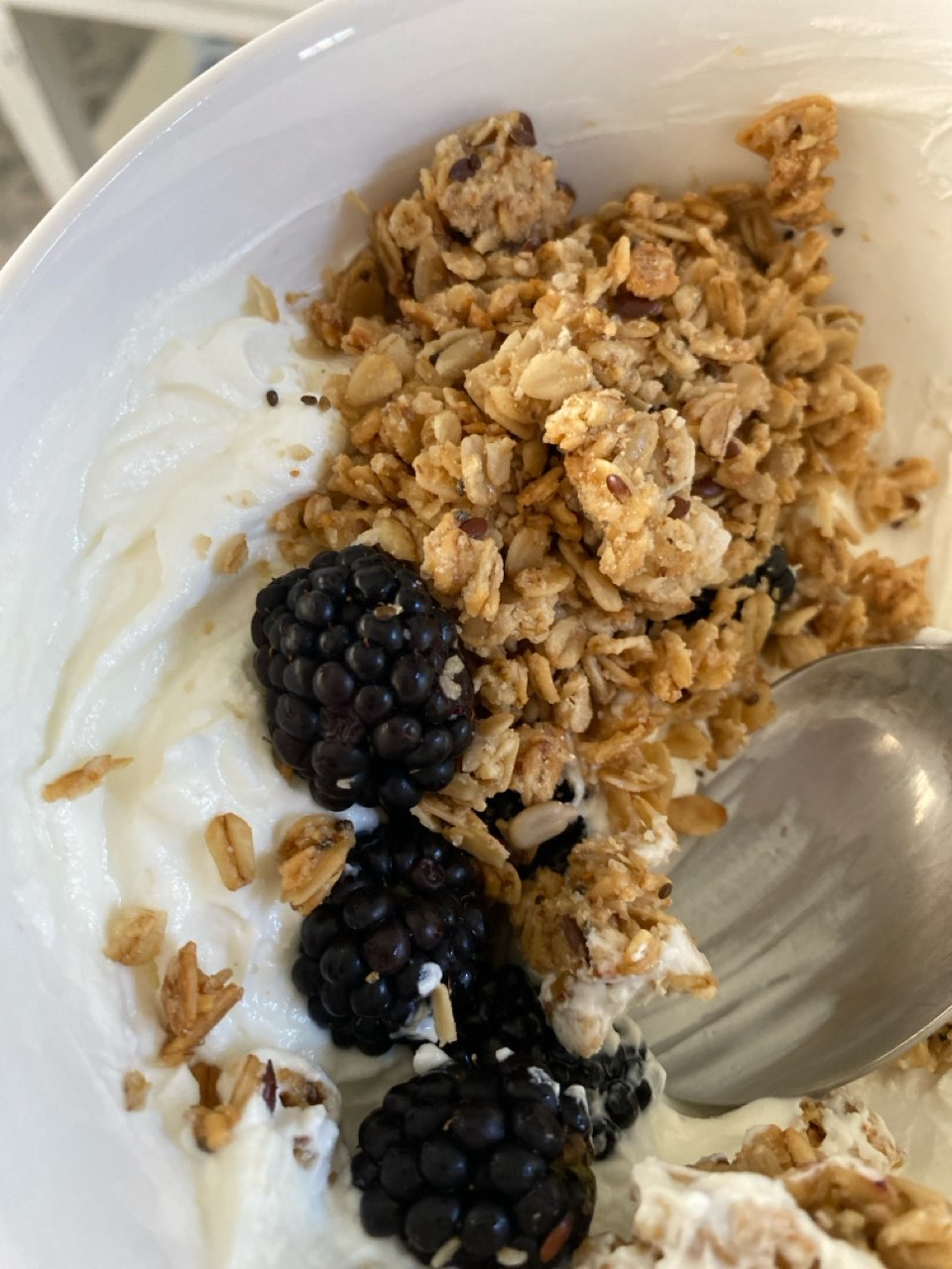 yogurt, berries, granola: Directions, calories, nutrition & more ...