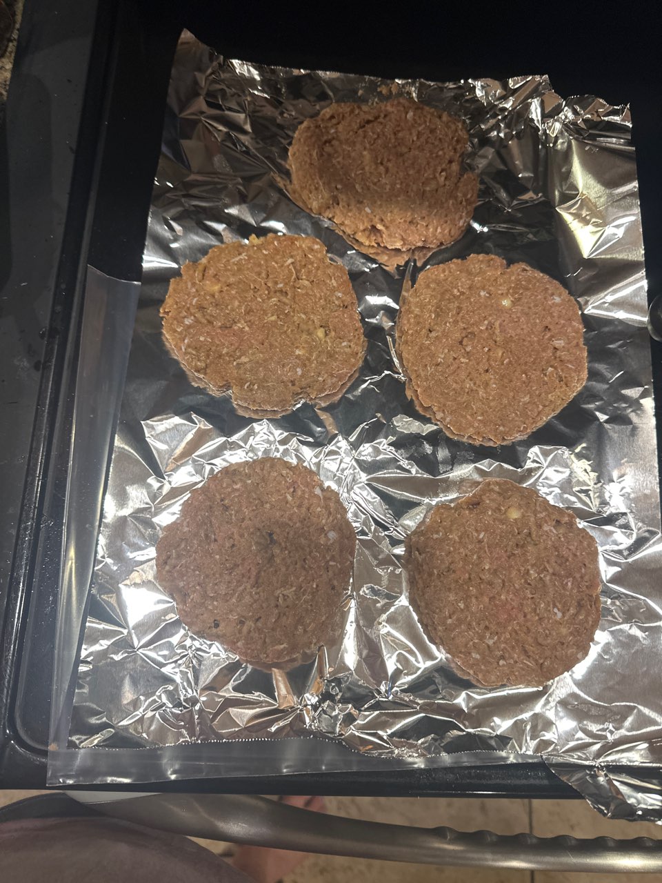 turkey burgers: Directions, calories, nutrition & more | Fooducate