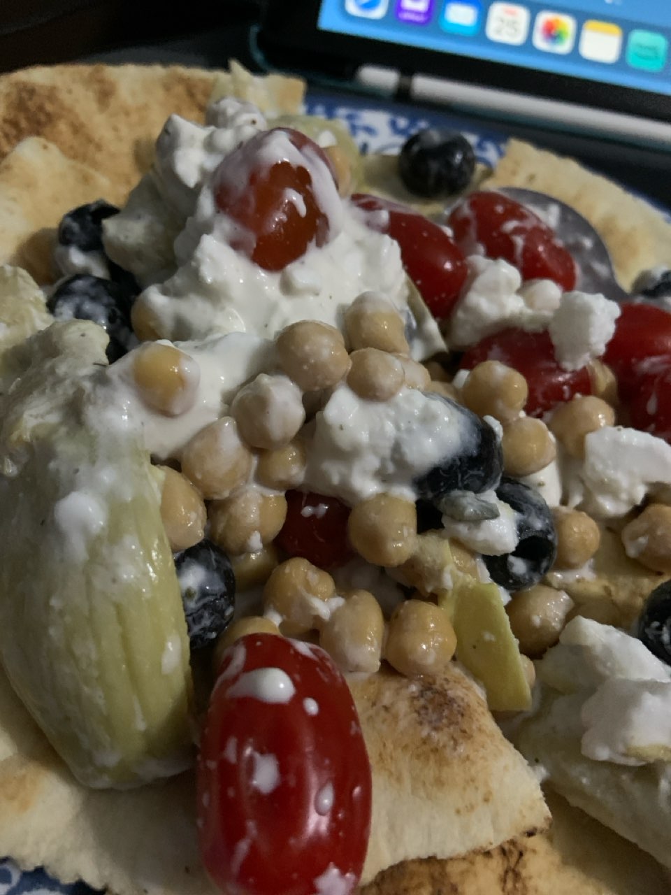 Vegan Pita Filling / Topping: Directions, calories, nutrition & more ...