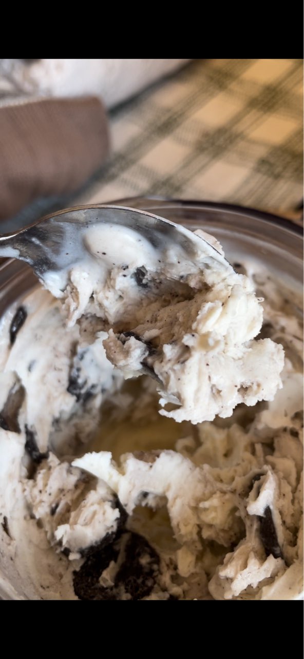 Oreo protein ice cream (ninja creami recipe): Directions, calories ...