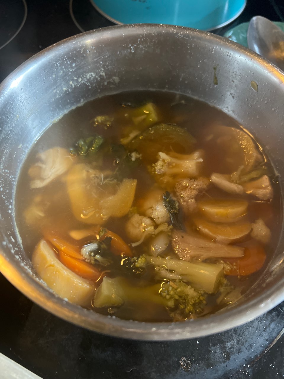 bone broth and veggies: Directions, calories, nutrition & more | Fooducate