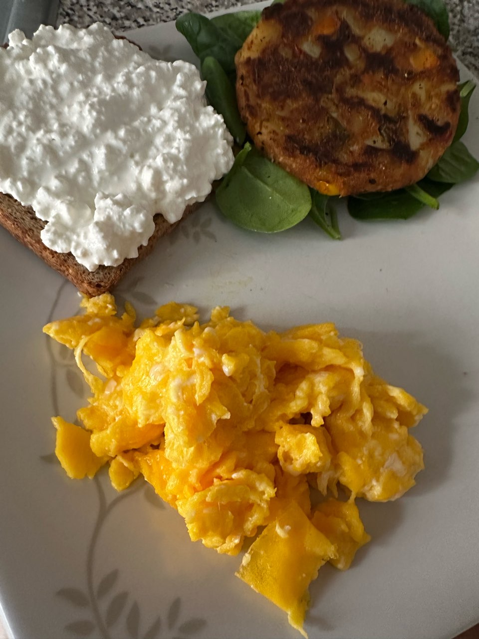 28g of protein Brekkie Veggie Pattie: Directions, calories, nutrition ...