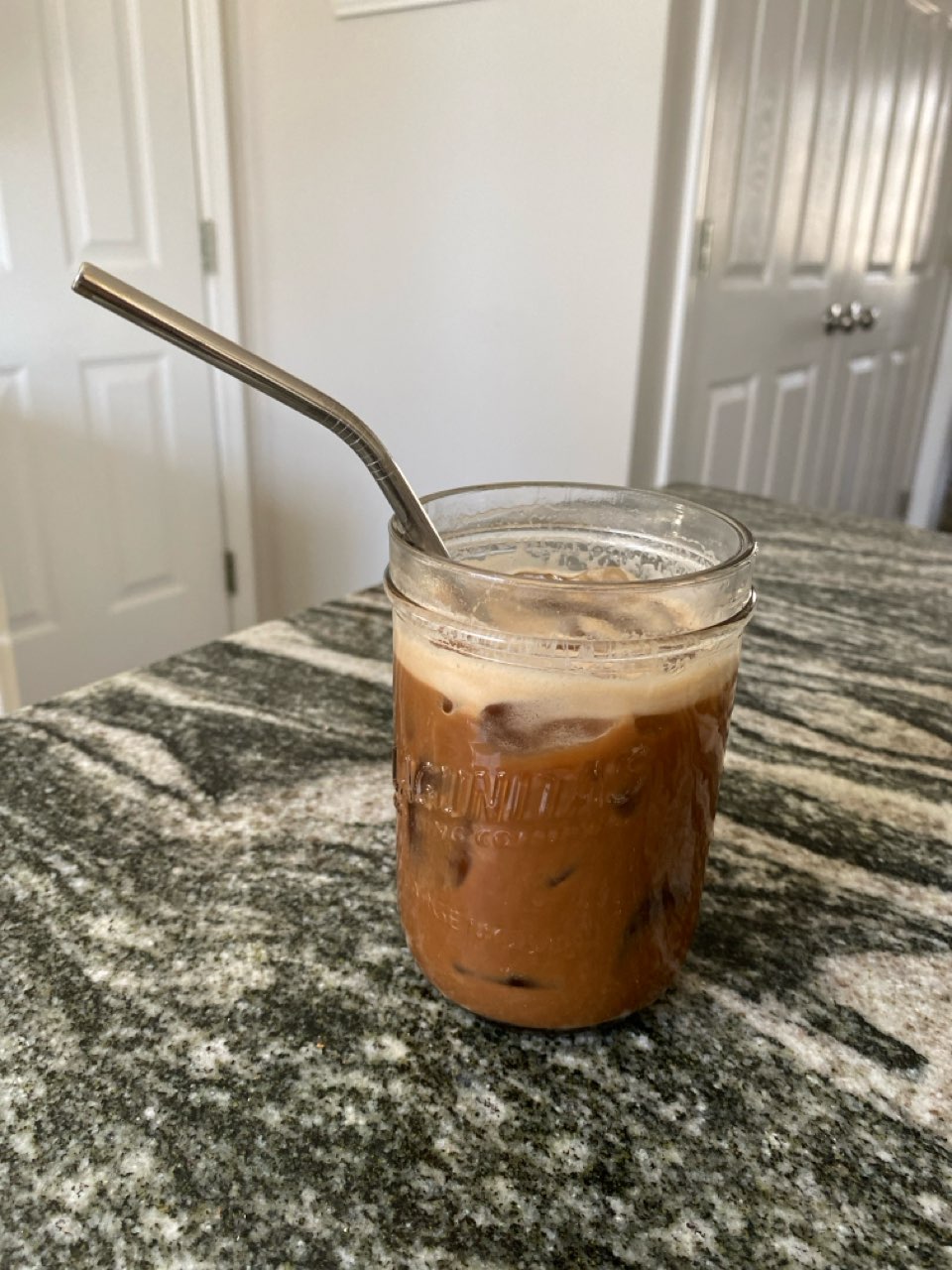Iced Chocolate Protein Latte: Directions, calories, nutrition & more ...