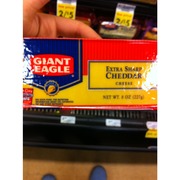 Giant Eagle Extra Sharp Cheddar Cheese: Calories, Nutrition Analysis ...