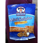 Quaker Mini Delights Caramel Drizzle Bite Sized Light Crispy Multigrain ...