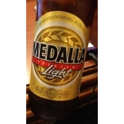 Medalla Premium Light Beer: Calories, Nutrition Analysis & More | Fooducate