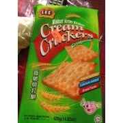 Lee Cream Crackers: Calories, Nutrition Analysis & More | Fooducate