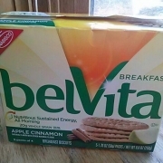 belVita Breakfast BIscuits, Apple, Cinnamon: Calories, Nutrition ...