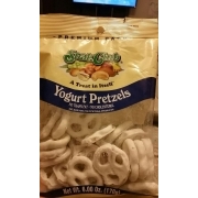 Snax Club Yogurt Pretzels: Calories, Nutrition Analysis & More | Fooducate