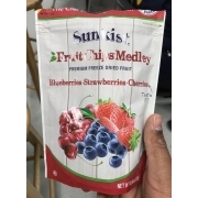 Sunkist Fruit Chips Medley, Premium Freeze Dried Fruit: Calories ...
