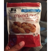 Food Lion Mixed Nuts: Calories, Nutrition Analysis & More | Fooducate