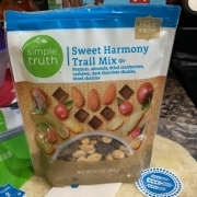 Simple Truth Trail Mix, Sweet Harmony: Calories, Nutrition Analysis ...