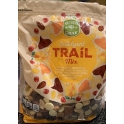 Southern Grove Indulgent Trail Mix: Calories, Nutrition Analysis & More ...