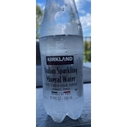 Kirkland Signature Italian Sparkling Mineral Water: Calories, Nutrition Analysis & More | Fooducate